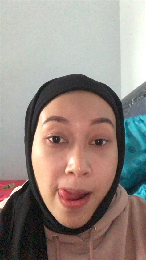 Pin Oleh Mochafloats ×ms2 Di Dewasa18 Jilbab Cantik Gadis