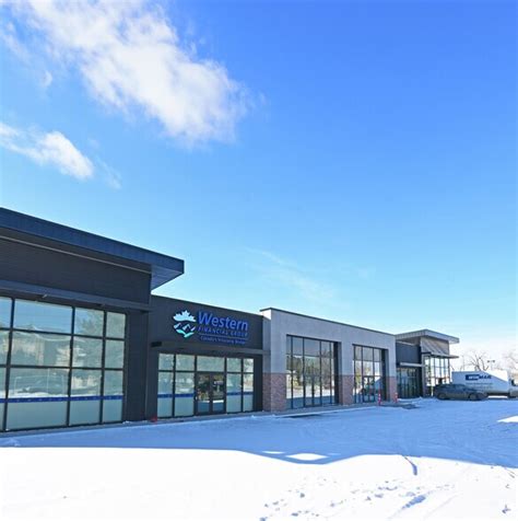 4925 30 St Red Deer Ab T4r 1s2 Royal Court Loopnet