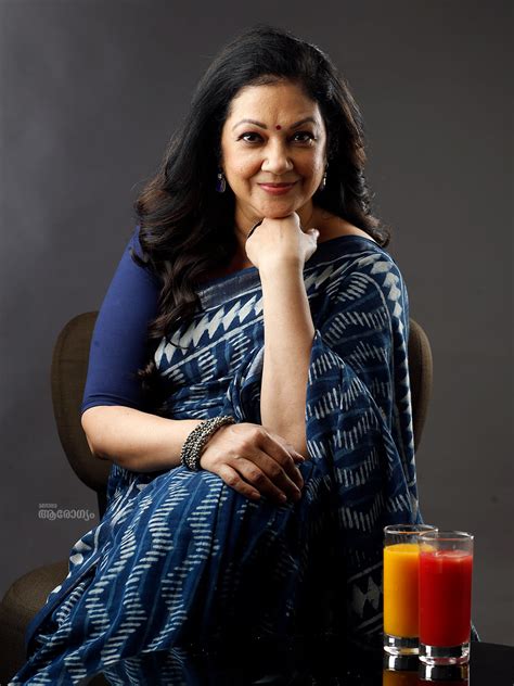 Shanthi Krishna 💙🤍💙🤍 Manorama Arogyam Photoshoot Facebook