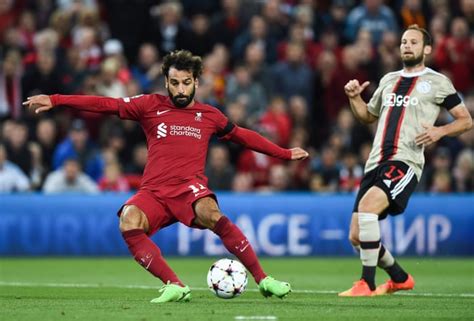 리버풀 아약스 바이에른 뮌헨 바르셀로나 챔피언스 리그 시계 챔피언스 리그