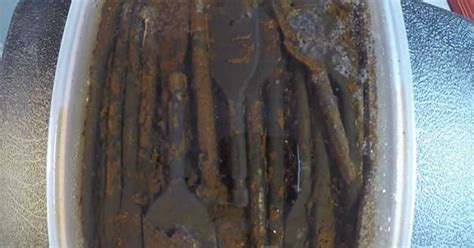 How To Get RUST OFF Your TOOLS Muscle Cars Zone