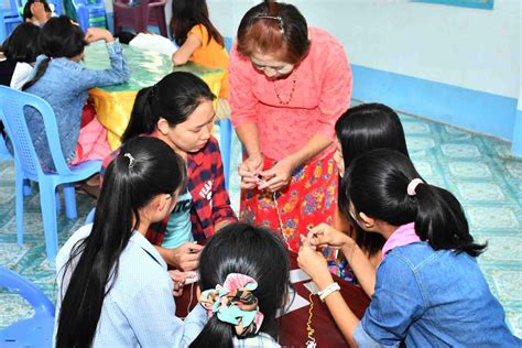 တပ်ကုန်းမြို့၌ အသက်မွေးဝမ်းကျောင်း အထောက်အကူပြု အခြေခံအိတ်ထိုးနည်းသင်တန