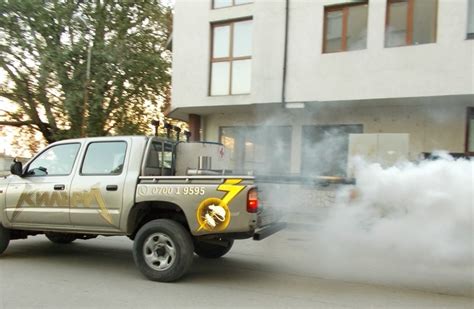 Поредни обработки срещу кърлежи комари гъсеници и бълхи във Видин снимки