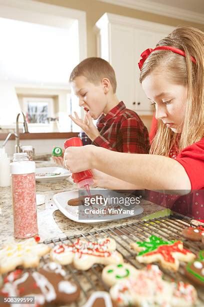Two Girls Squirting Photos And Premium High Res Pictures Getty Images