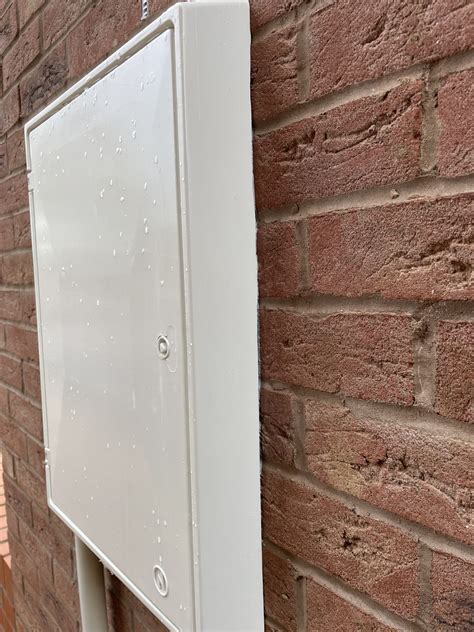 UPVC Repair The Repairer Society