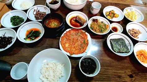 Правильный корейский обед 보리밥점심 Корейская уличная еда Youtube