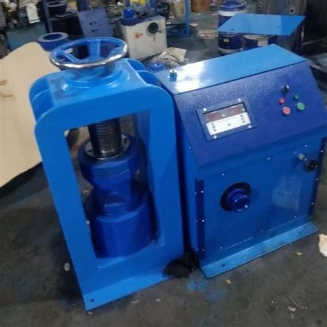 Digital Cube Testing Machine 1000kn Packaging Type Wooden At ₹ 58000 Piece In New Delhi