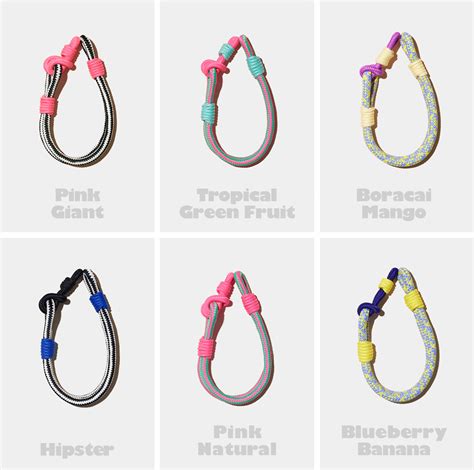 송혜교 착용hand Strap 힙스터 Mcrn