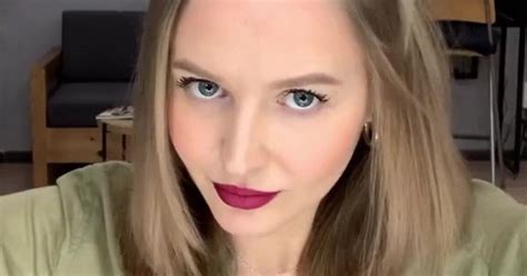 This Hairstyle Gives You So Much Volume Upstyle