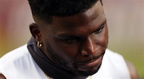 Tyreek Hill Sent Prayers Following Tragic Announcement