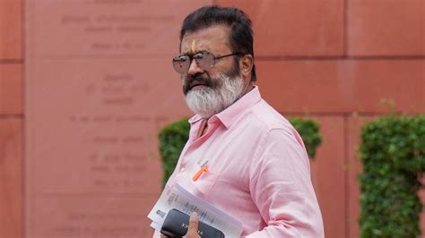 suresh gopi on sex harassment allegations against mukesh blames media kerala bjp differs
