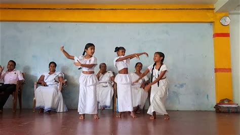 පොල්කිචි පැංචී පොල්කිචි පැංචී ගීතයට ලස්සන නර්ථනයක් ඉදිරිපත් කල පුංචි දක්ෂයෝ 3 දෙනා Youtube