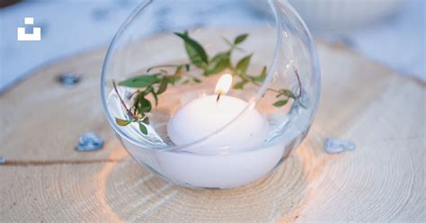 유리 그릇 안에있는 촛불 사진 Unsplash의 무료 체코 이미지