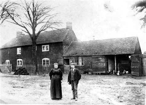 Three Compasses Challock Lees