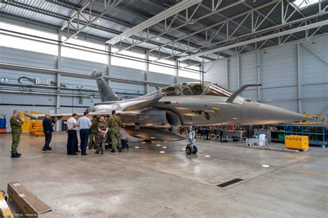 Croácia Recebe Primeiro Caça Dassault Rafale Da França Airway