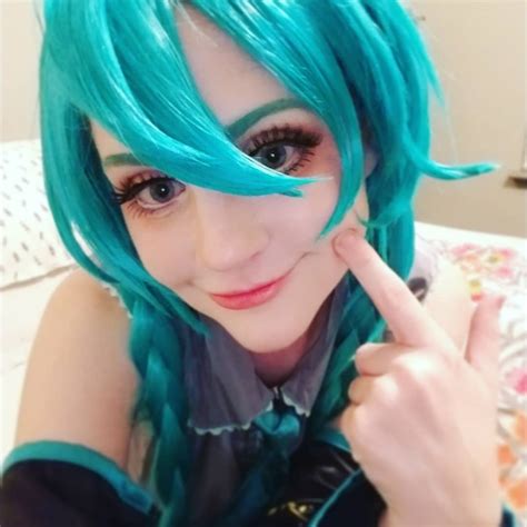 Hatsune Miku Makeup