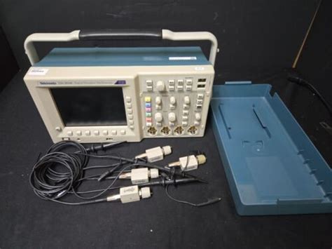 Tektronix Tds3034c Oscilloscope 300 Mhz 4 Ch 2 5gs S With P6139a X 4