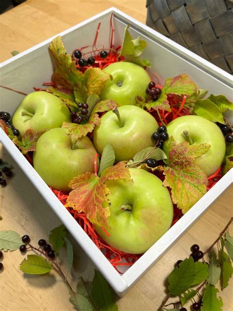 С яблочным Спасом