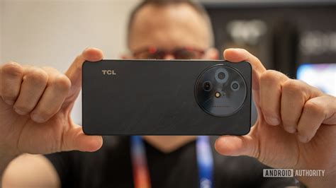 Tcl 60 Xe Nxtpaper 5 Hands On Preview Really Cheap Really Good