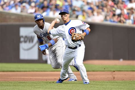 Dodgers Acquire Darwin Barney From Cubs For Ptbnl True Blue La