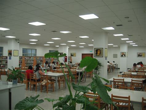 四川音乐学院图书馆