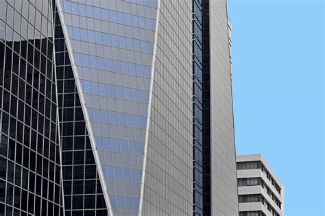 무료 이미지 건축물 원근법 시티 마천루 도시의 도시 풍경 도심 기업 사무실 정면 외부 사업 현대 탑 블록 고층 건물 고층 빌딩 창문들