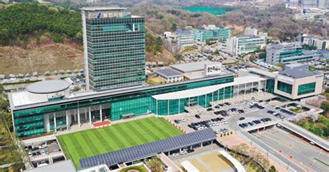 ‘속전속결 용인시 반도체 소부장 강소기업 3곳 유치 2026년까지 550억 투자