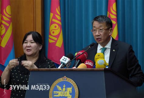 Л Энх Амгалан Олон улсын хөтөлбөрийн нэр барьсан хувийн сургуулиудыг зарлана