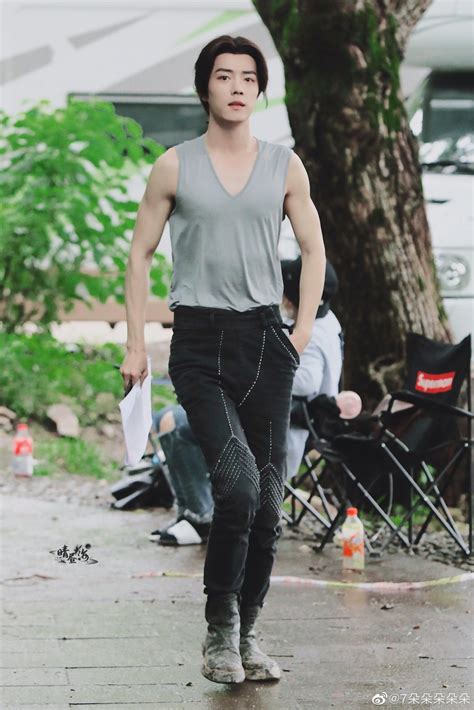 Xiao Zhan Daytoys Red Sea On Twitter Actors Actor Model Cute Actors