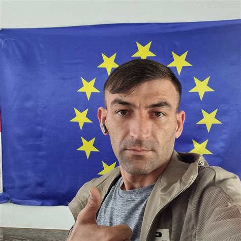 ვახო არსად არ მივდივართ ჩვენ ვართ ევროპა 🇪🇺🇪🇺🇪🇺🇬🇪🇬🇪🇬🇪 Facebook