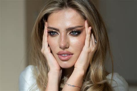 Fashion Vogue Style Closeup Portrait Woman Beautiful Sensual Young