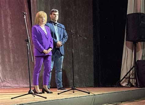 БСП ОБЕДИНЕНА ЛЕВИЦА закри кампанията си във Враца с концерт на Йорданка Варджийска