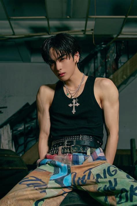 “จุง อู๋ แซนต้า ปอนด์”เดบิวต์”project Jasp Er”ปล่อย”แรงอีกนิด Sadistic ”เอาใจแฟนๆ