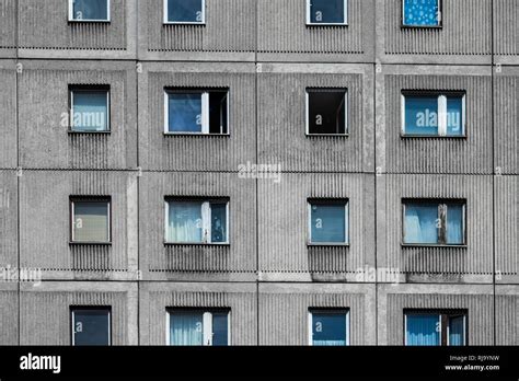 Ddr Plattenbau Stockfotos And Ddr Plattenbau Bilder Alamy