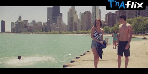 Lola Tung Bikini Scene In The Summer I Turned Hot