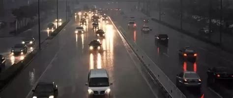 安徽女子深夜被男友泼汽油烧家！还威胁杀她全家，只因说了这句话 余某