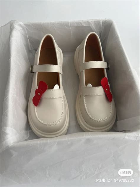 Pin By Minko On Red Ii Swag Shoes Cute Shoes Heels Beautiful Shoes