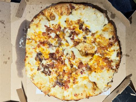 I Tried The Viral Domino S Pizza Order Parade