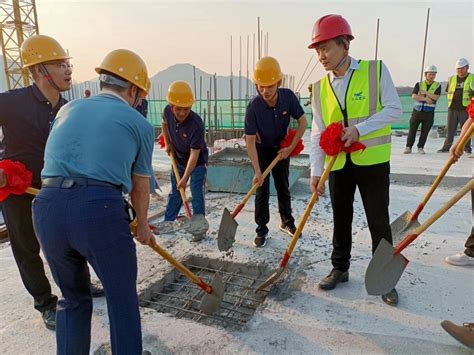 集团承建中新开维楼房养猪示范基地二期项目成功封顶 天马建设集团有限公司