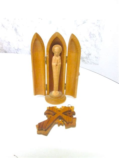 Religiöse Objekte Aus Holz Gebraucht In Sementina Für Chf 35 Mit