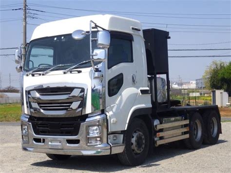 いすゞ 大型トラクタ2デフ ハイルーフ第五輪18t520馬力