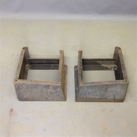 Scout II Seat Pedestal Bases Bucket Seats IH Scout