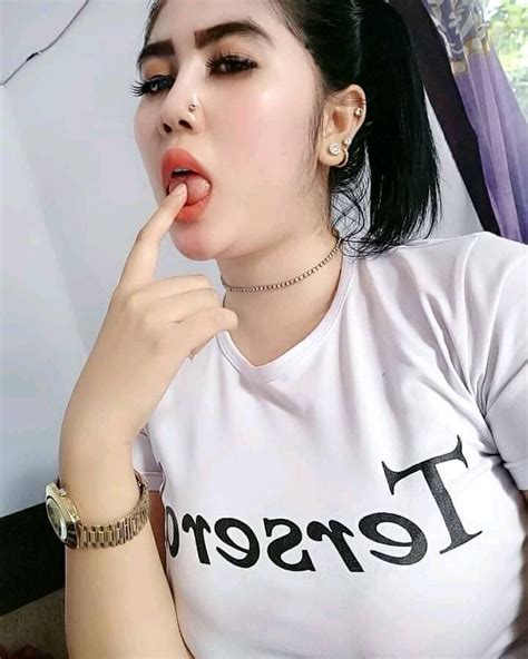 Tante Maya Jakarta