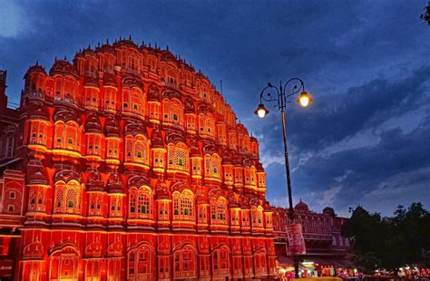 ग्राउंड रिपोर्ट मेट्रो से हुए विकास में अघाड़ी हैरिटेज की अनदेखी