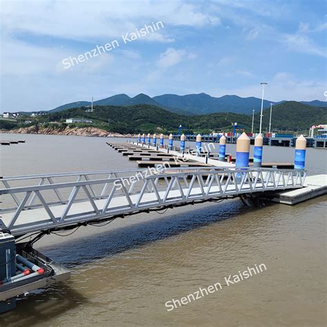 Marine Grade Aluminium Structure Floating Boat Dock Floating Walkway