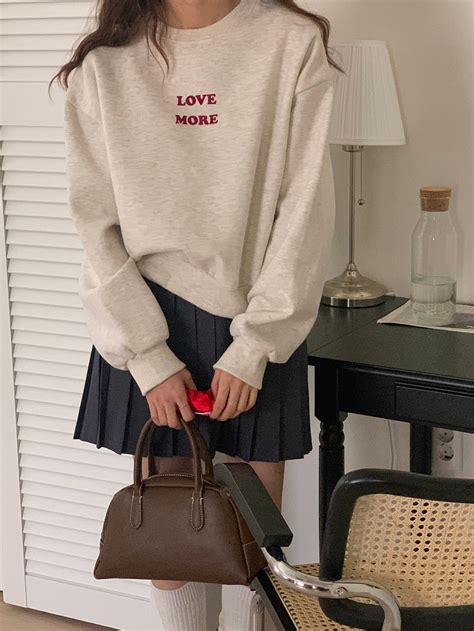 🧣양기모 도톰 포근🧣겨울 러브 맨투맨 루즈핏 데일리 크롭맨투맨 3color 에이블리