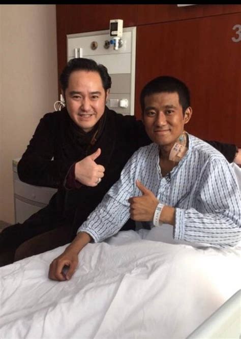 Nba篮球记者周弘进不对死亡低头感动冯雷，但终难逃命运 搜狐大视野 搜狐新闻