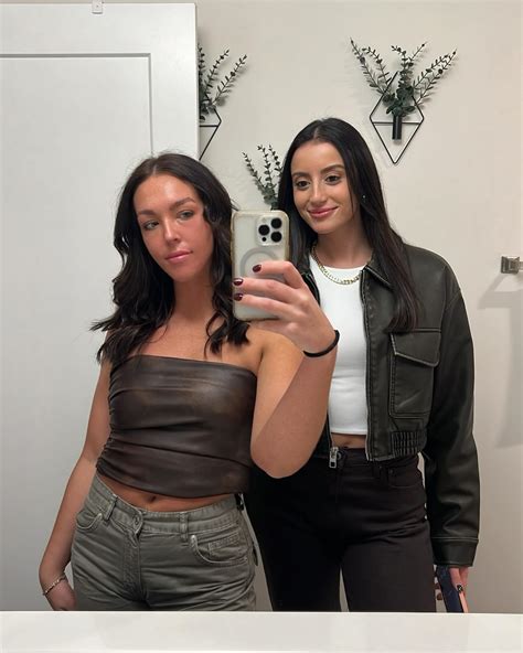 Maria Capozzi Mariafrancesssca • Instagram Photos And Videos