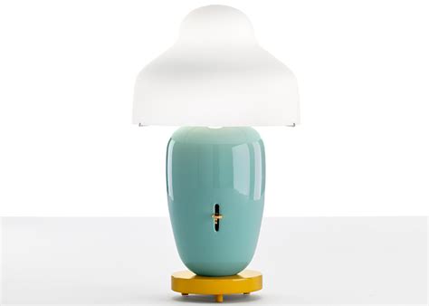 Jaime Hayón Designs Ceramic Lights For Parachilna