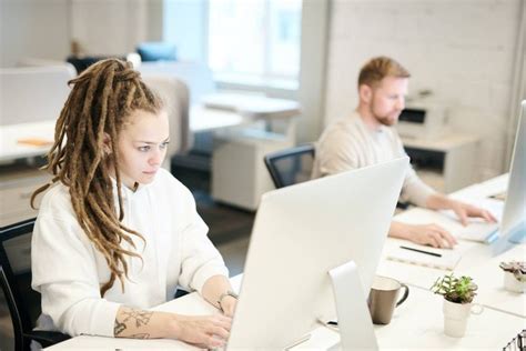 5 Contoh Kode Keras Dari Cowok Yang Perlu Dipahami Cewek 5 Contoh Kode Keras Dari Cowok Yang Perlu Dipahami Cewek